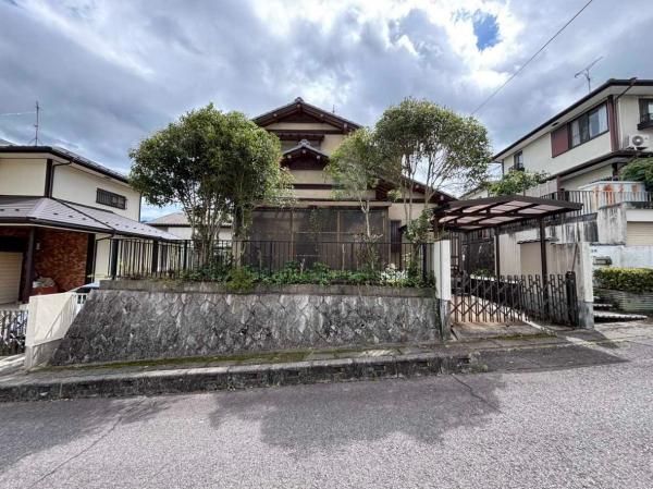 5LDK House on 223sqm Land in Otsu, Shiga Prefecture