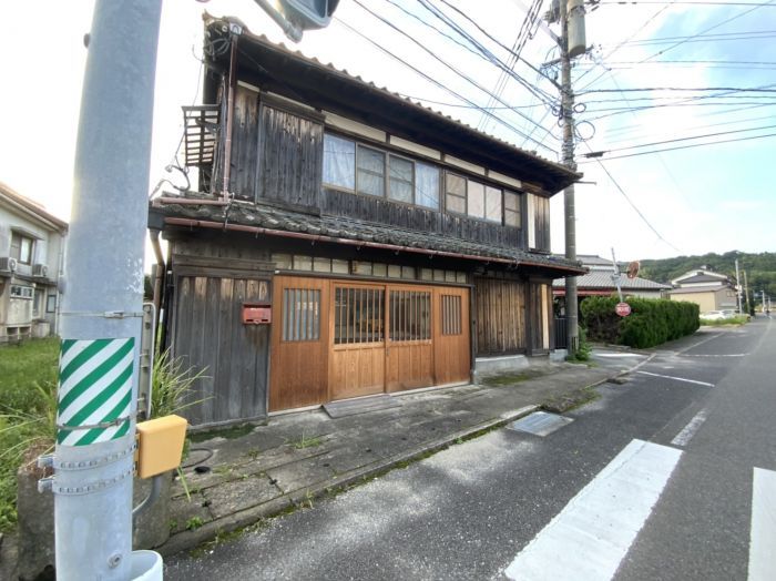5LDK House for Sale in Jōhō, Saga Prefecture | AkiyaJapan