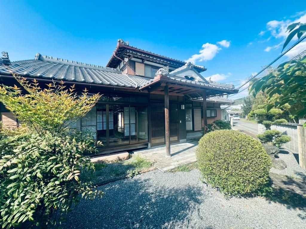 3LDK House in Kameoka with Recent Renovation - 2380万円
